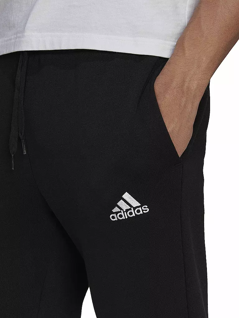 Adidas Herren Jogginghose Essentials Tapered Cuff Schwarz